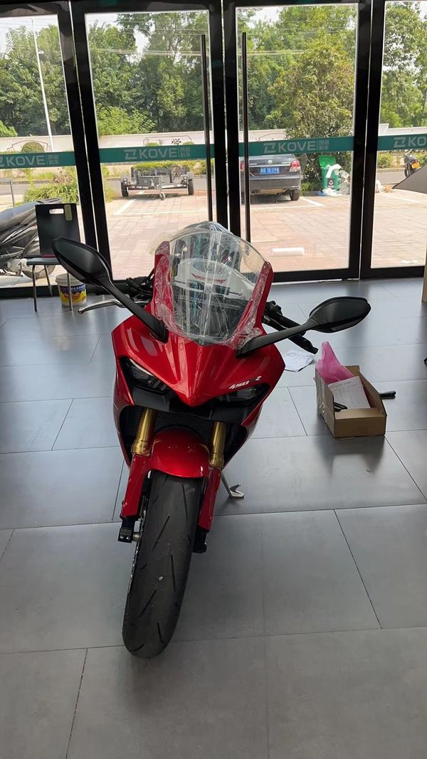 九号电动妙想家CZ90正式发布：首发价4999元起，全新设计语言，超豪华智能电动车！