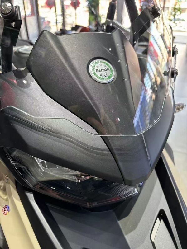 贝纳利TRK552：豪华配置平民价格，公路与越野的全能之选,摩托范