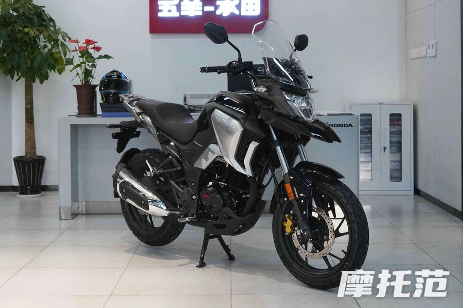 "ABS vs CBS：摩托车安全制动技术的巅峰对决——如何选择守护你骑行之路的关键配置？,摩托范