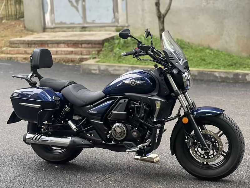 豪爵TR300，巡航太子机车，俗称老头乐，实力不一般。,摩托范