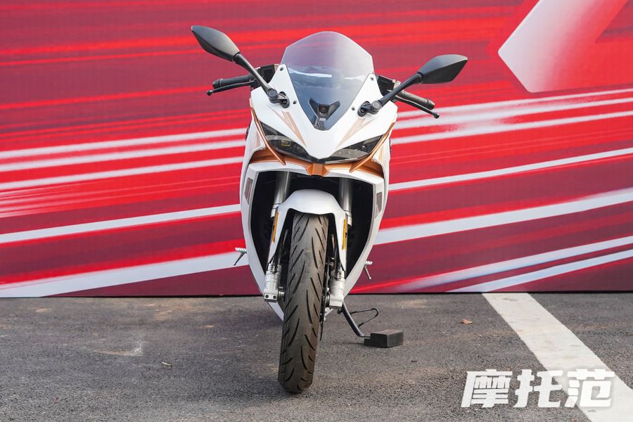 售价16999元，2025款 QJ OAO正式上市！,摩托范