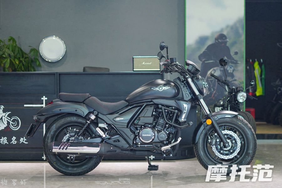 豪爵TR300 vs TR300 Plus：从稳到潮，你后悔了吗？,摩托范