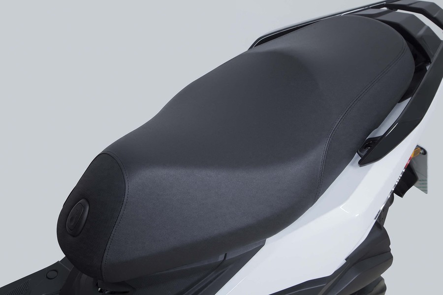 光阳2025款Racing H150正式登场！平台踏设计+高配低价，一口价13980元？,摩托范