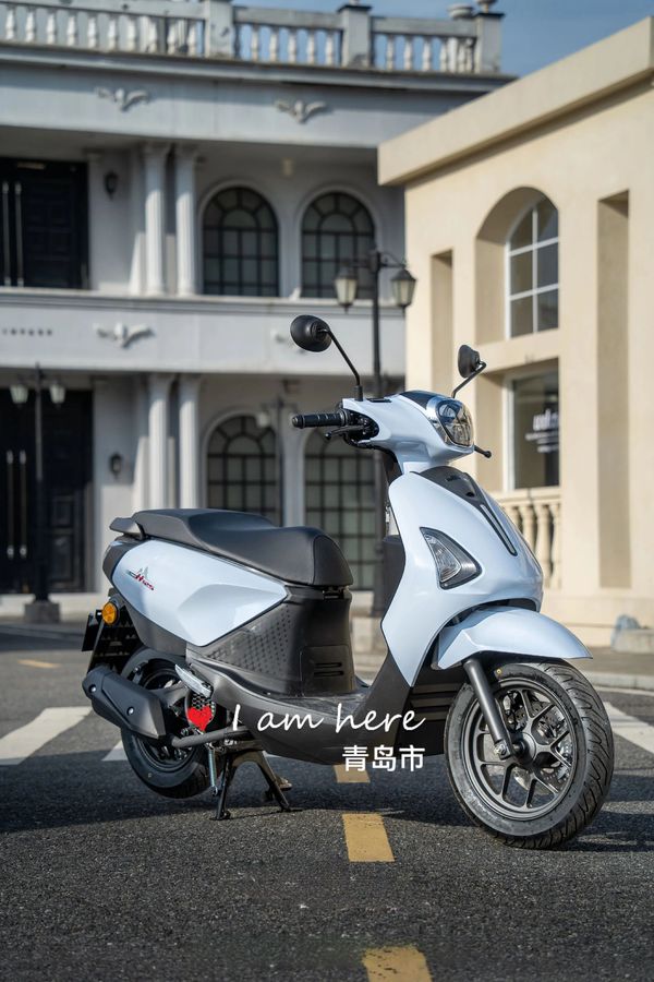 本田NS150LA深度评测：复古情怀与现代科技的博弈，是否值得入手？,摩托范