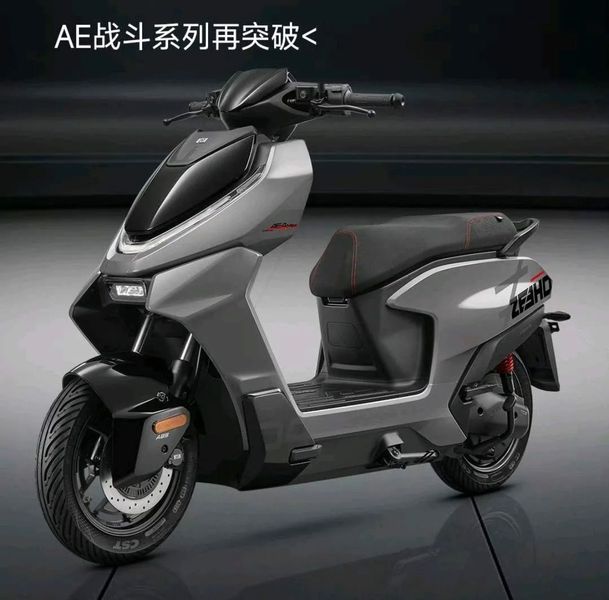 2025款极核AE4，加量不加价，三个版本不同的体验感！,摩托范