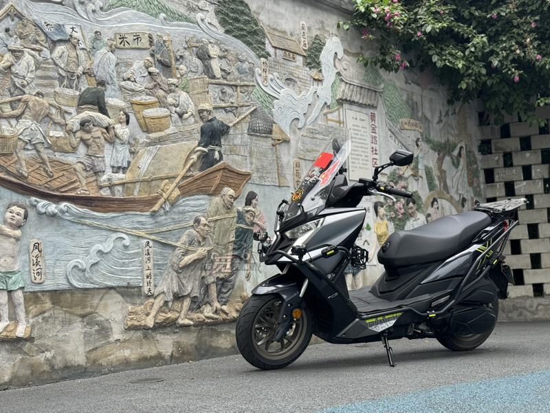 详细测评2024款光阳Racing X150︱依然可以说是国产150平踏最优选,摩托范