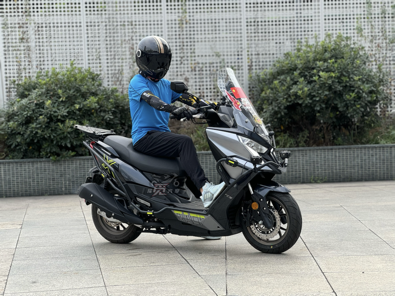 详细测评2024款光阳Racing X150︱依然可以说是国产150平踏最优选,摩托范
