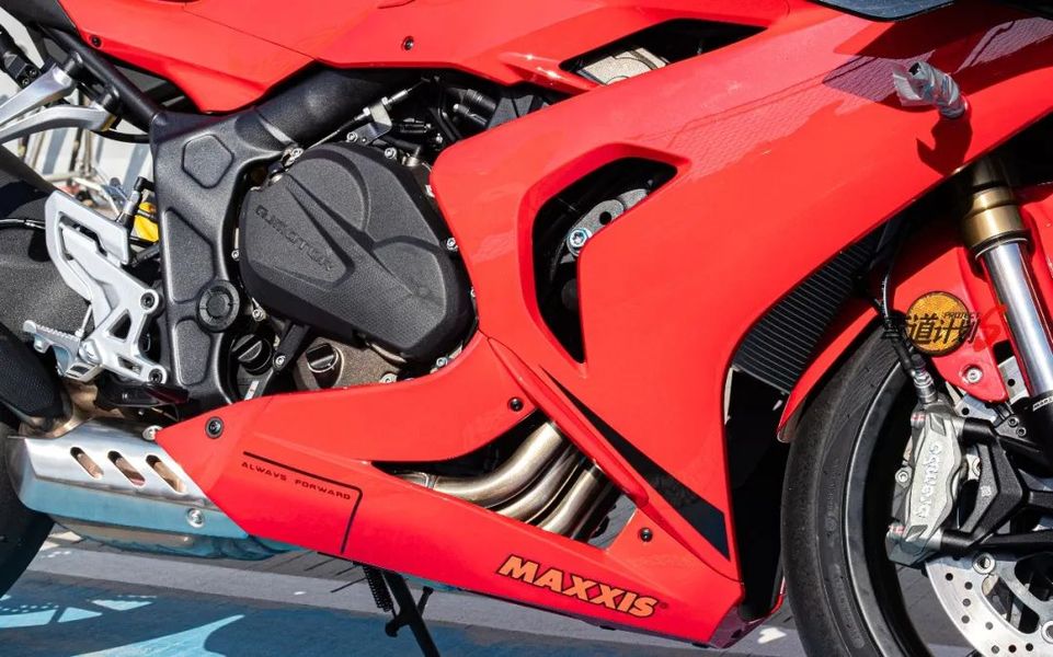 一款适合大赛道的车型，赛600RS简评【弯道计划】,摩托范