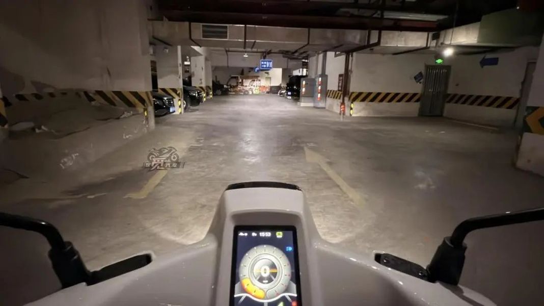 测评赛科龙RT150E“米兰”︱极“智”的意式美学,摩托范