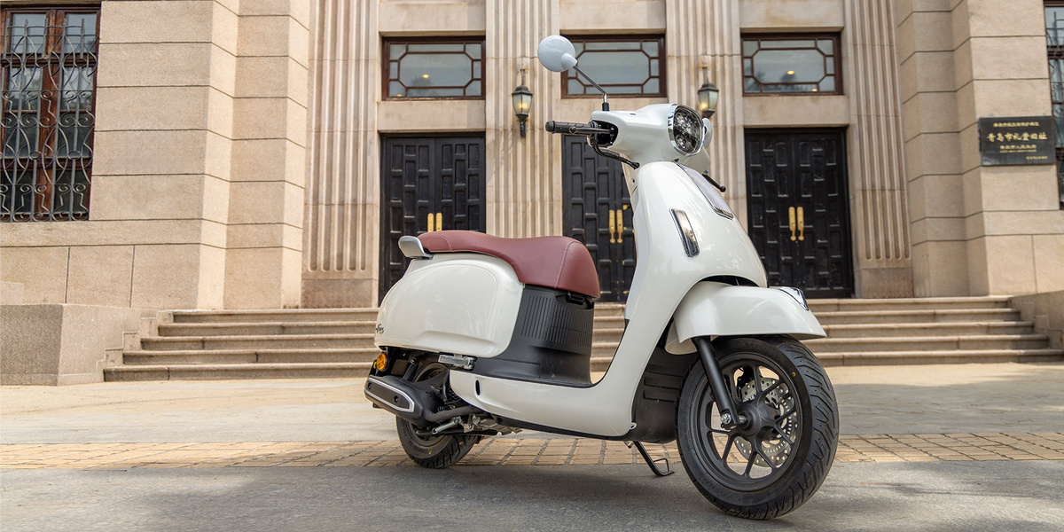 新款五羊本田NWF125 ABS版仅10980元，NS125LA最强对手！,摩托范