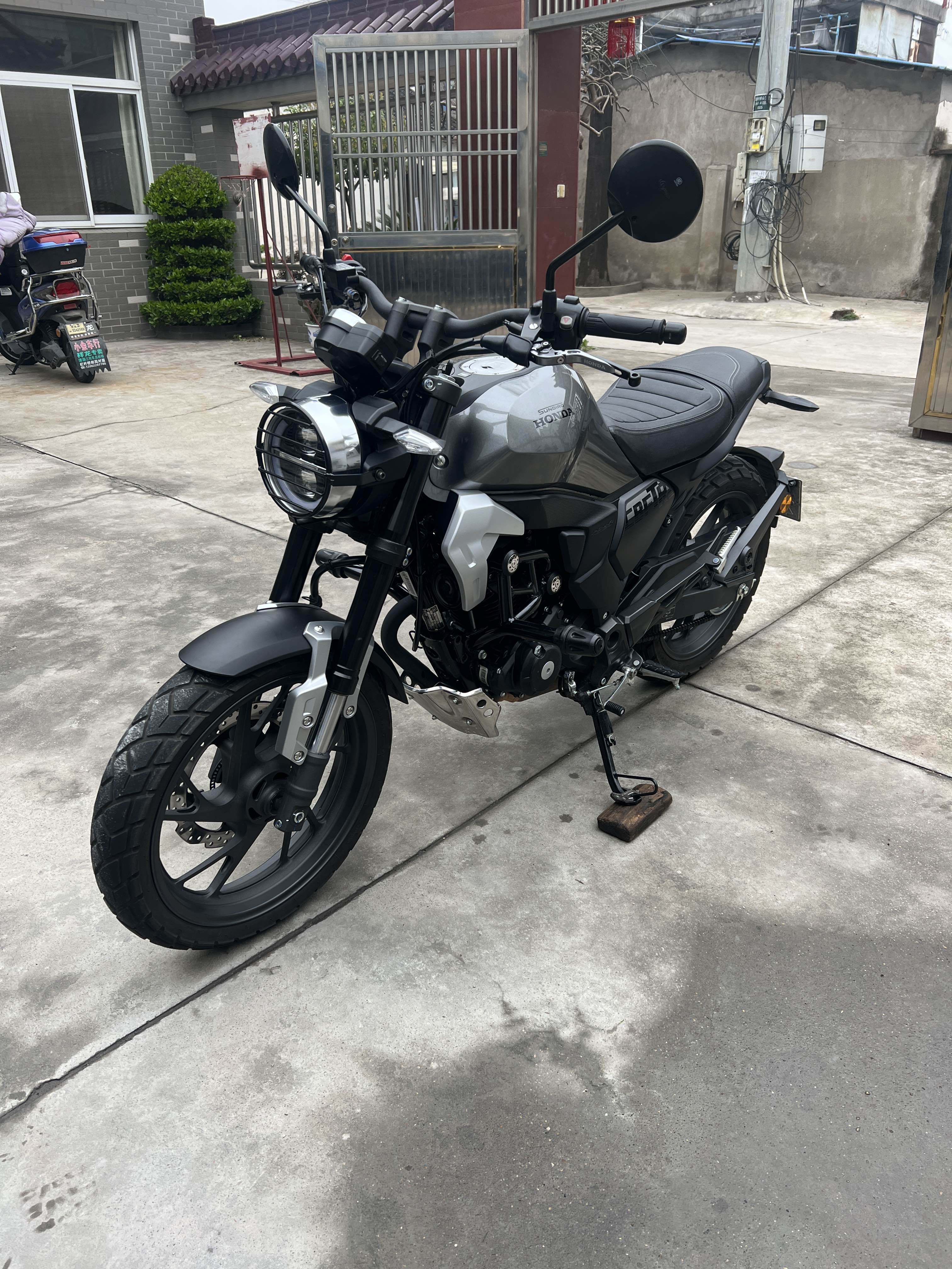 二手新大洲本田摩托车-摩托范-哈罗二手摩托车市场