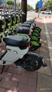 小牛摩托车,MQis报价及图片-摩托范-哈罗摩托车官网