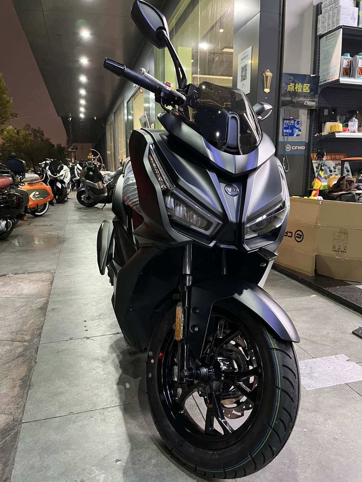 SYM三阳摩托车,巡弋 Cruisym 150报价及图片-摩托范-哈罗摩托车官网