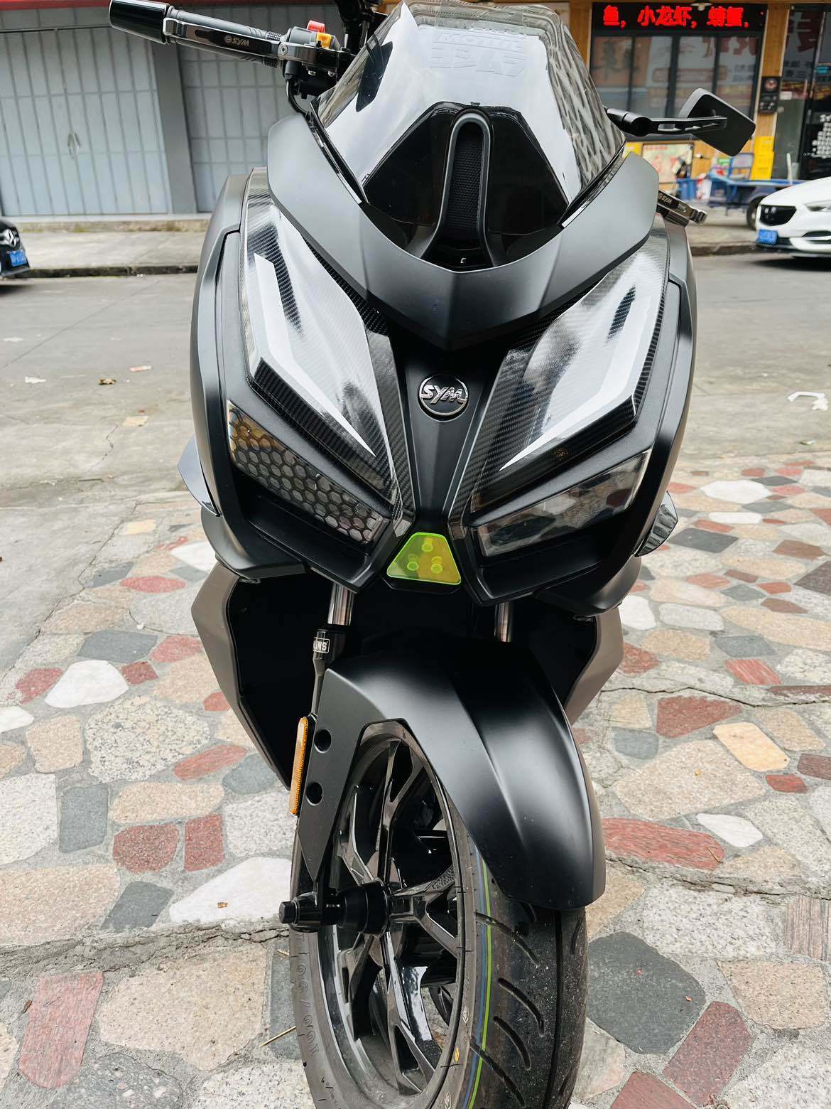 SYM三阳摩托车,巡弋 Cruisym 150报价及图片-摩托范-哈罗摩托车官网