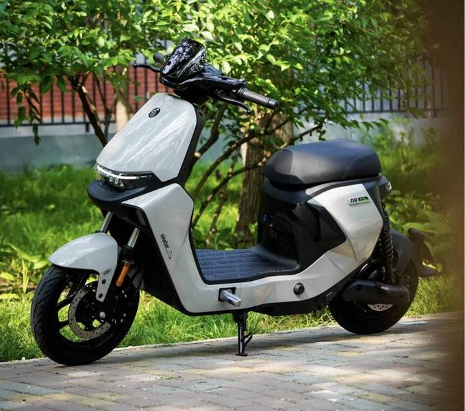 九号又来“放大招”！Mz MIX 2025、Fz MIX 2025双子星即将发布！,摩托范