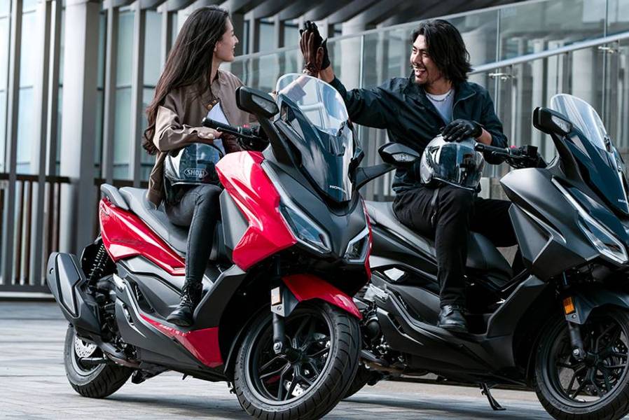 本田NSS350 2025款全面评测：这台中排量踏板车究竟值不值4万块？,摩托范