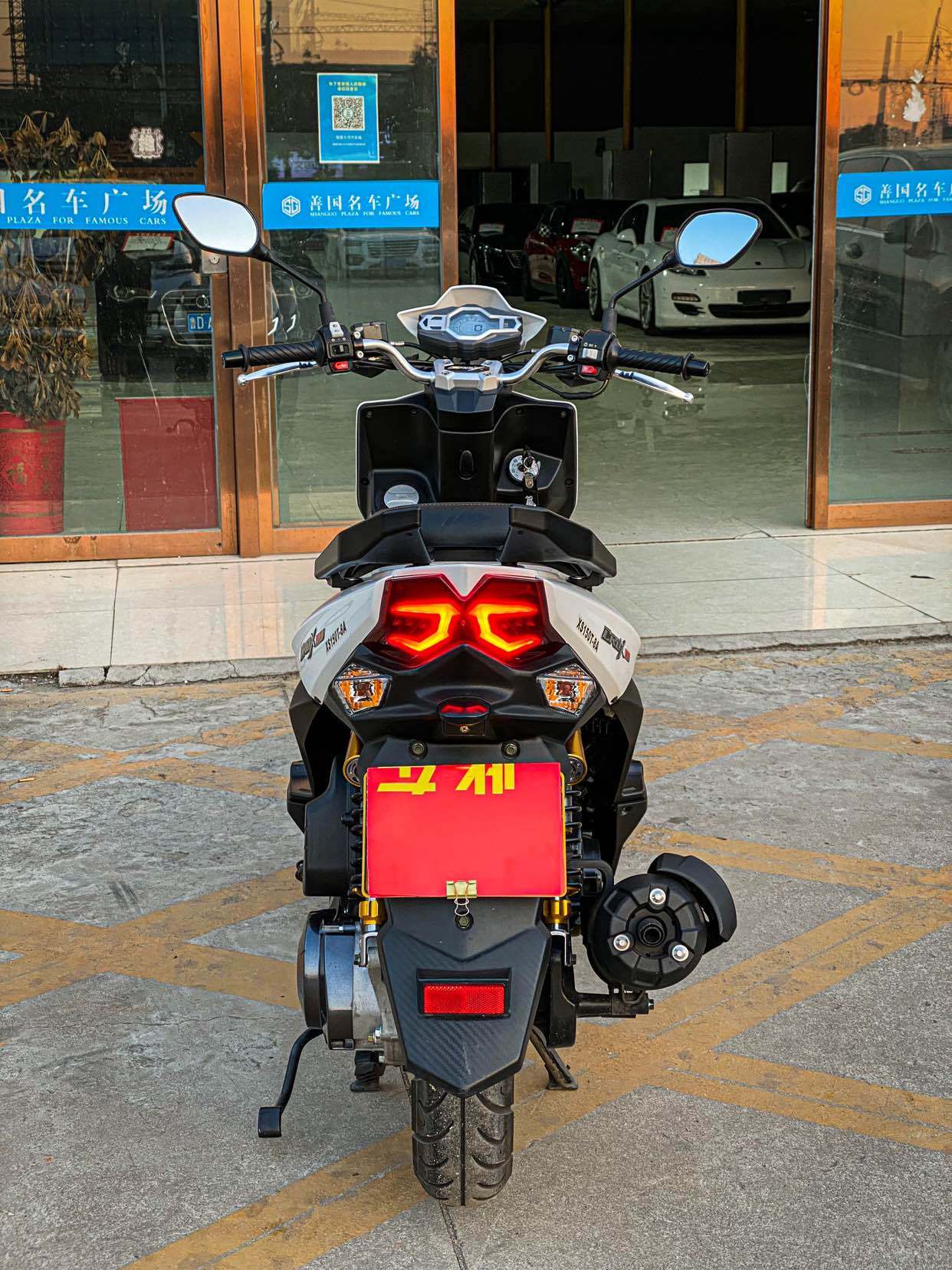 SYM三阳摩托车,小钢侠 CROX报价及图片-摩托范-哈罗摩托车官网