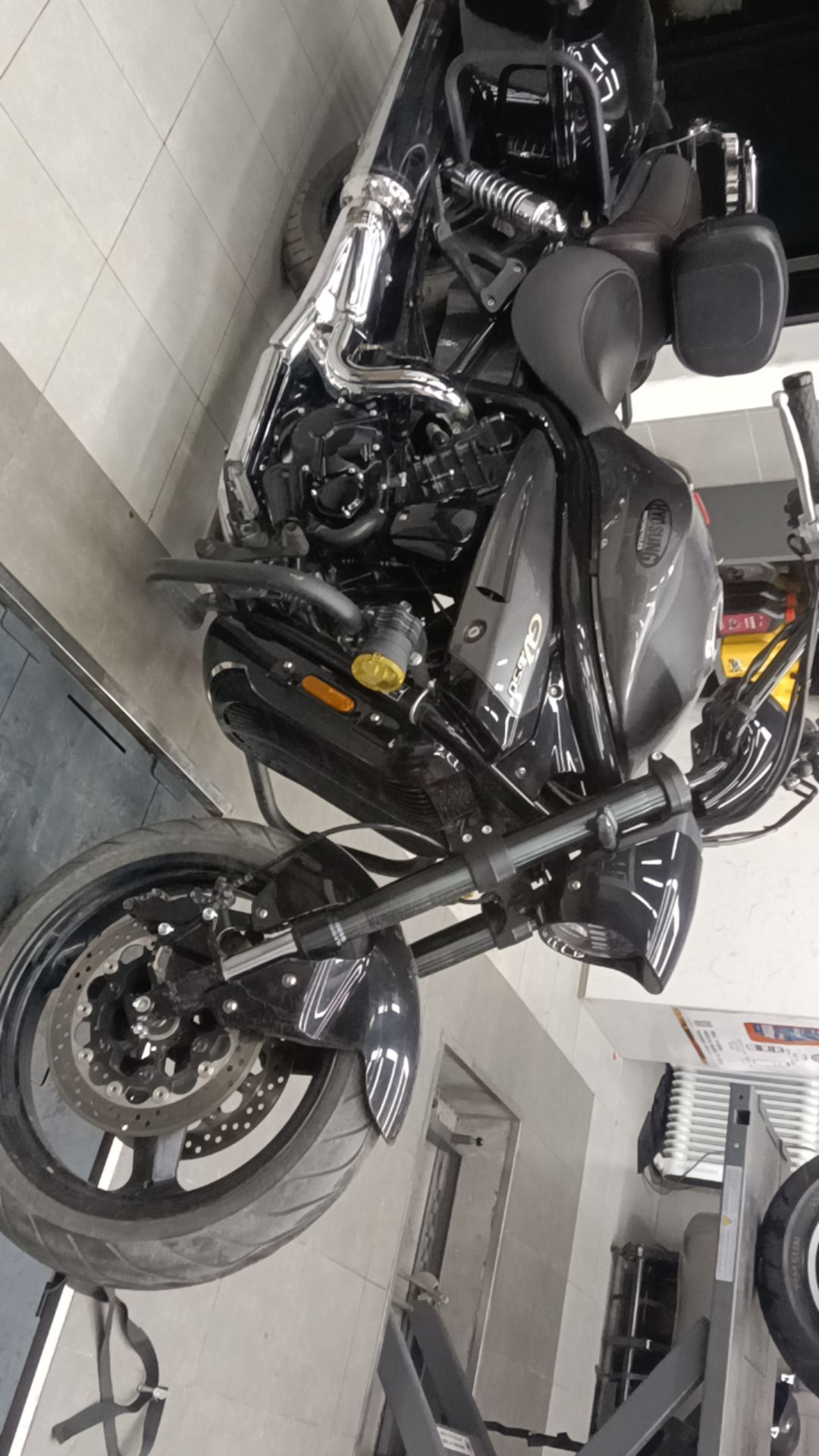 骁胜HYOSUNG摩托车,GV650巡风报价及图片-摩托范-哈罗摩托车官网