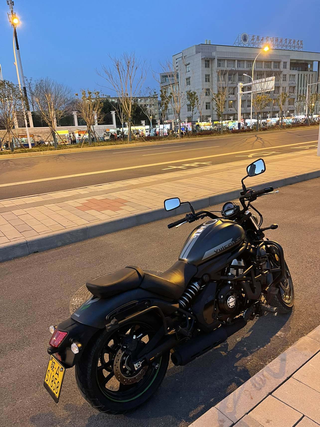 川崎摩托车,Vulcan S 报价及图片-摩托范-哈罗摩托车官网