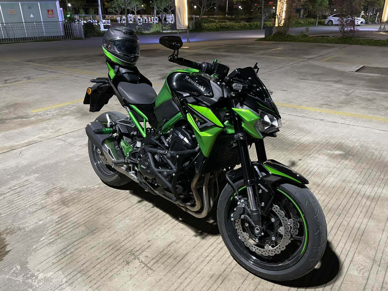 川崎摩托车,Z900报价及图片-摩托范-哈罗摩托车官网