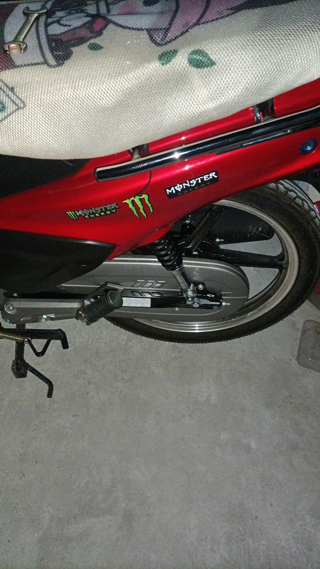 豪爵摩托车,UG110 HJ110-8报价及图片-摩托范-哈罗摩托车官网