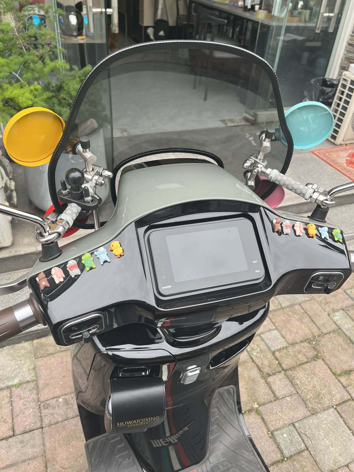 南方摩托车,梦拉丽莎 Melalisa150报价及图片-摩托范-哈罗摩托车官网