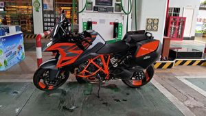 KTMR2R摩托车,1290 Super Duke GT报价及图片-摩托范-摩托车官网