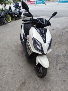 济南铃木摩托车,UY125报价及图片-摩托范-哈罗摩托车官网