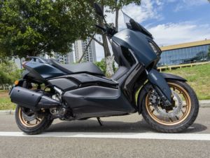 雅马哈摩托车,XMAX报价及图片-摩托范-哈罗摩托车官网