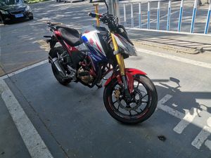 新大洲本田摩托车,CBF190R报价及图片-摩托范-哈罗摩托车官网