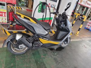 光阳摩托车,KRV180报价及图片-摩托范-摩托车官网