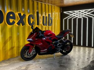 摩迪威摩托车,800RR报价及图片-摩托范-摩托车官网