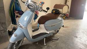 维多利亚摩托车,Sixties 300i报价及图片-摩托范-摩托车官网