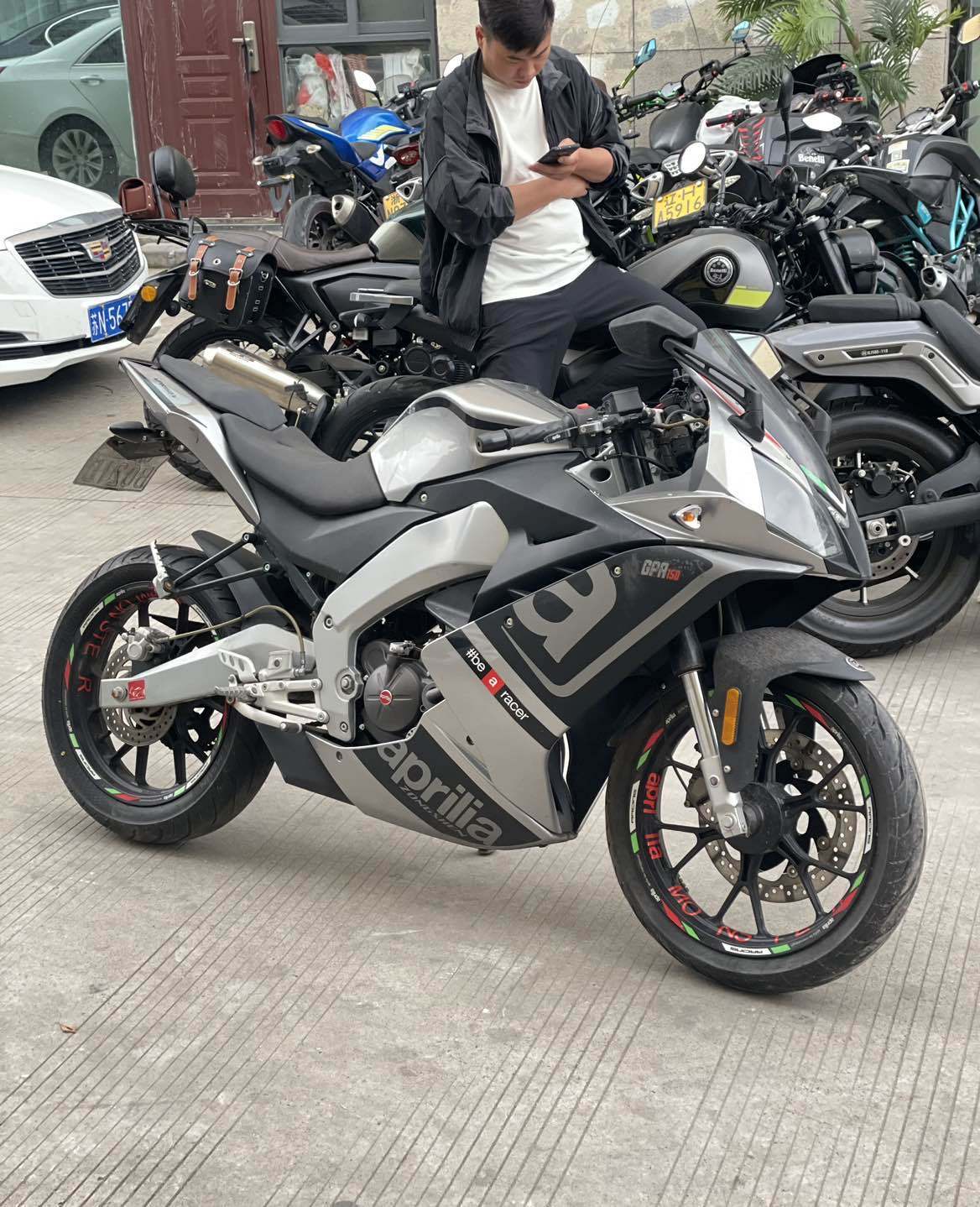 二手宗申阿普利亚摩托车-摩托范-哈罗二手摩托车市场